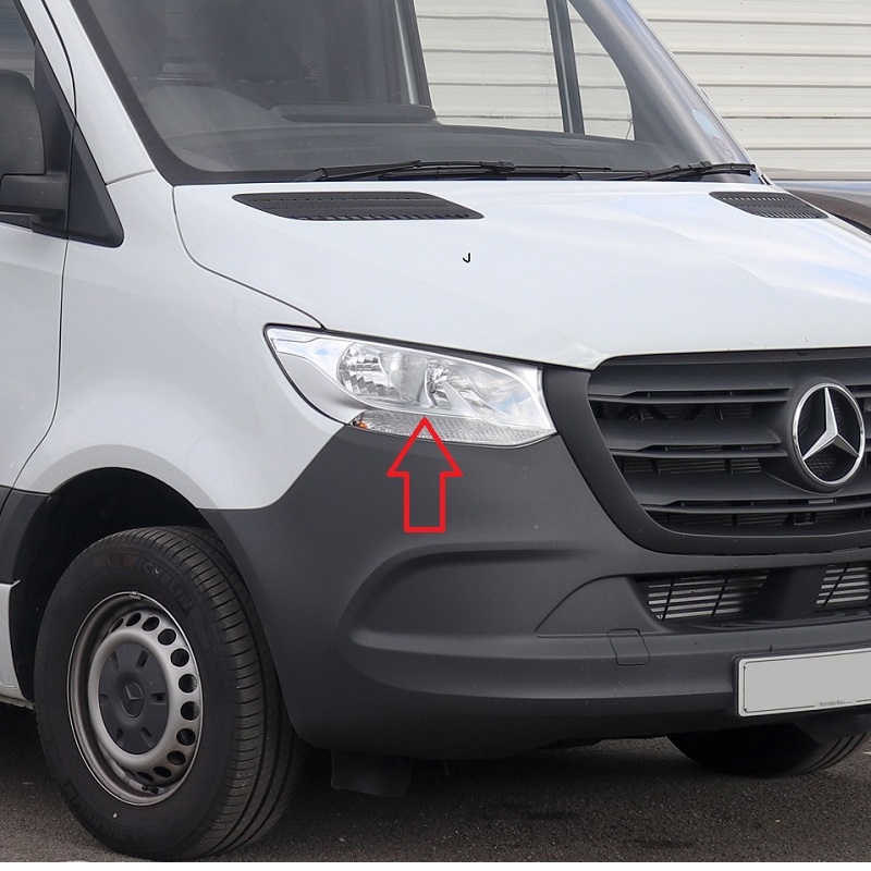 W907 W910 Sağ Far Camı 2019-2022 - A9109060100
